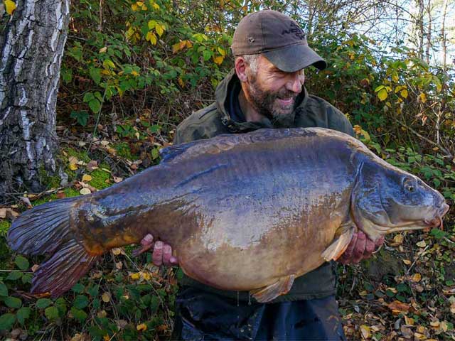 Simon Crow Carp Fishing - Simon Crow