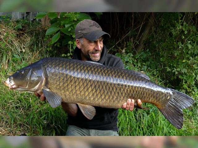 Simon Crow – Carp Fishing